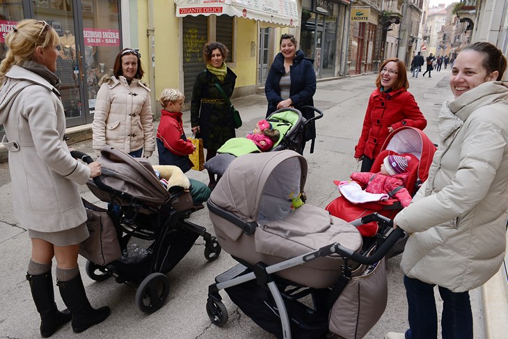 Do kraja veljače treba obnoviti zahtjeve za dječji doplatak - Glas Istre